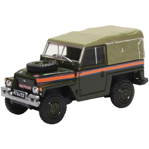 Land Rover Lightweight Canvas RAF Police - John Ayrey Die Casts