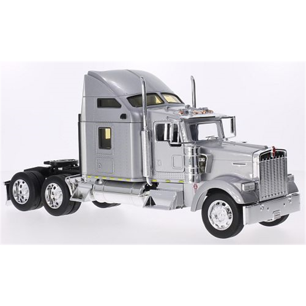 Kenworth W900 - Silver - John Ayrey Die Casts